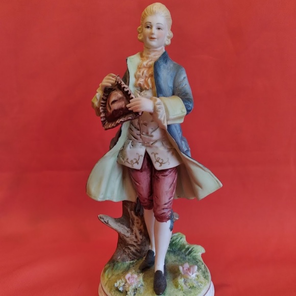Classic Gallery Collection | Art | Classic Gallery Collection Figurine ...
